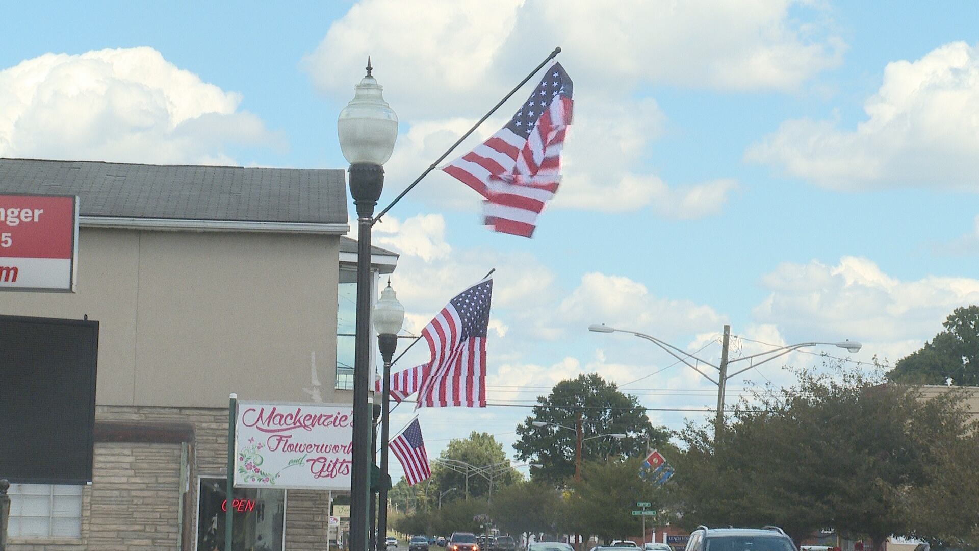 City of Vienna puts in new American flags along Grand Central Avenue