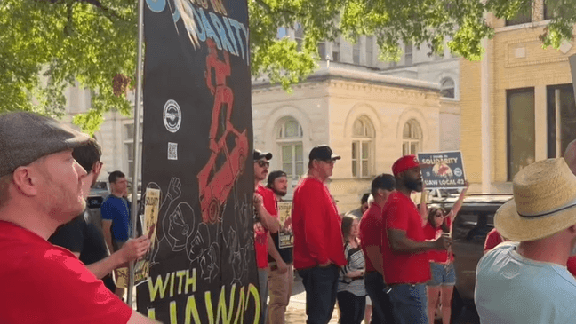 Chattanooga rally urges city council to support VW workers in 'fair ...