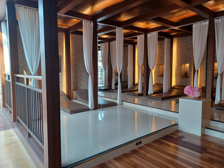 What to do at Spa Land in Busan, South Korea, from body scrubs to ...