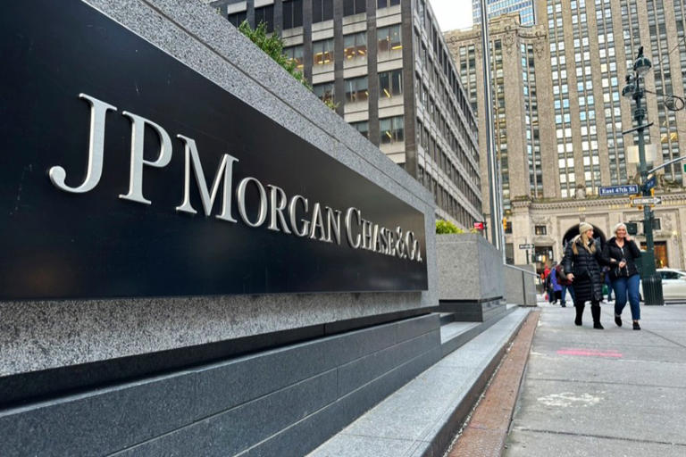 Chase Bank decides to ‘phase out’ safety deposit boxes nationwide