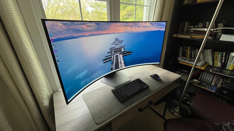 The LG Ultragear GX9 Gaming Monitor engulfed me with its ultrawide ...