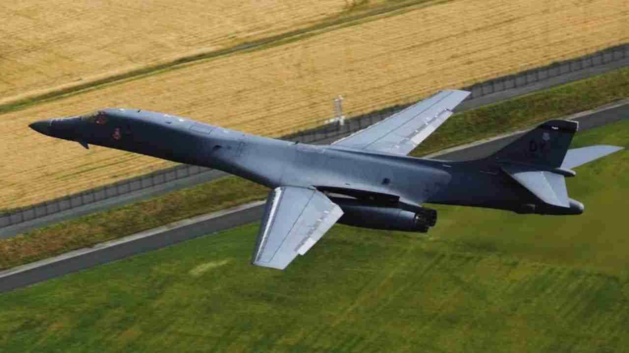 US B-1B conducts exercises with Norwegian F-35s to train for high-threat combat