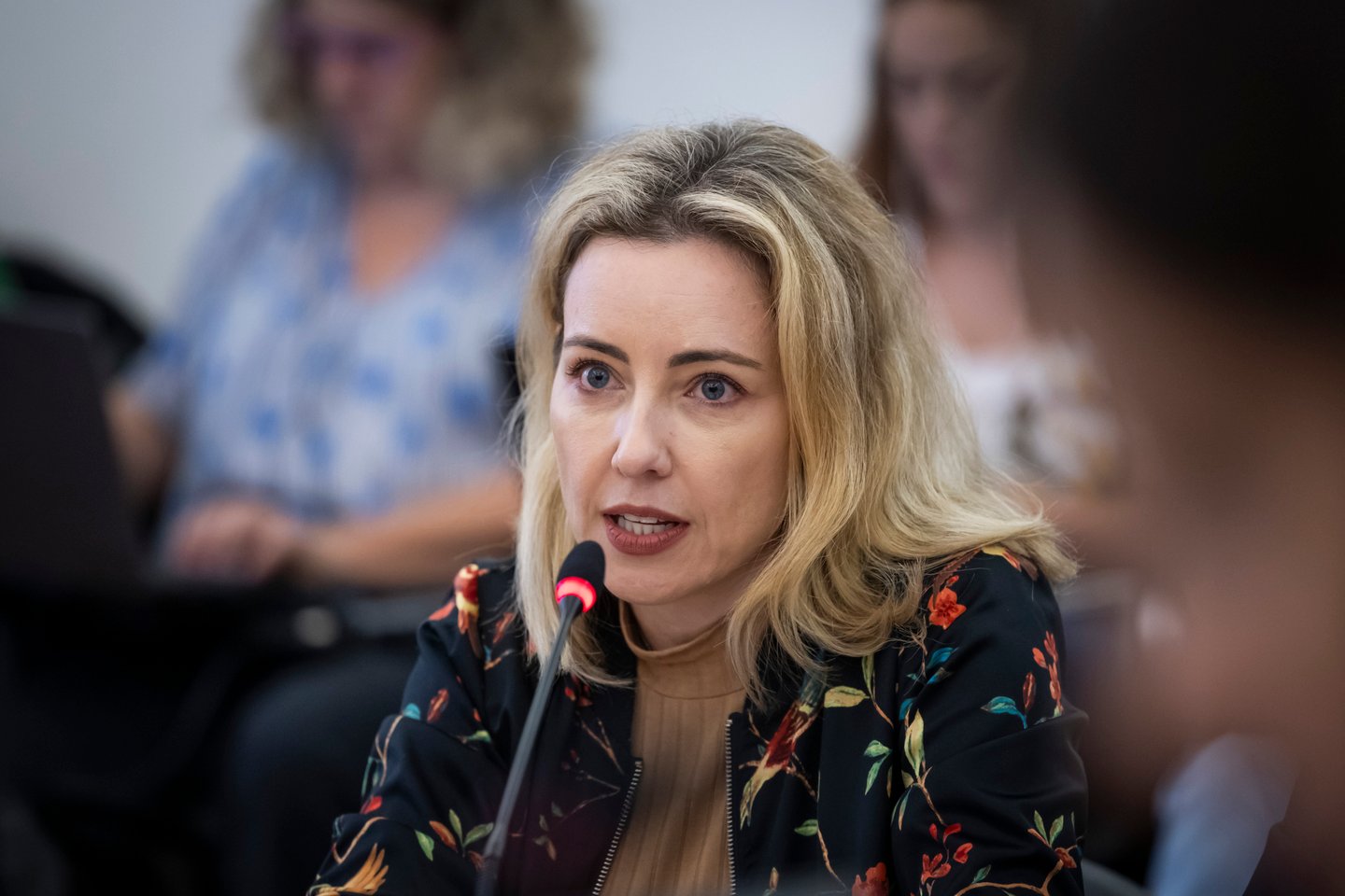 Mãe das gémeas processa médico Levy Gomes e jornalistas