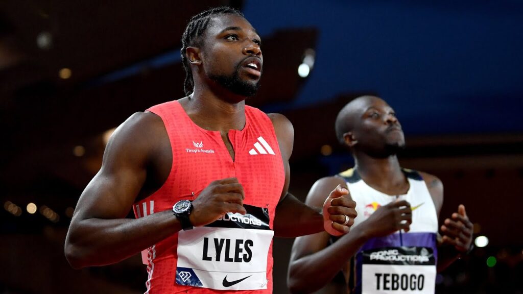 Noah Lyles, esordio con vittoria sui 300 indoor: il video