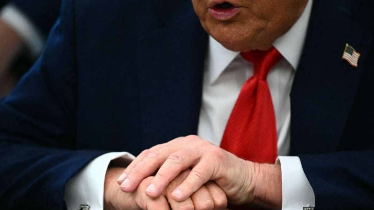 Trump opens doors to Chinese students, despite his university policies