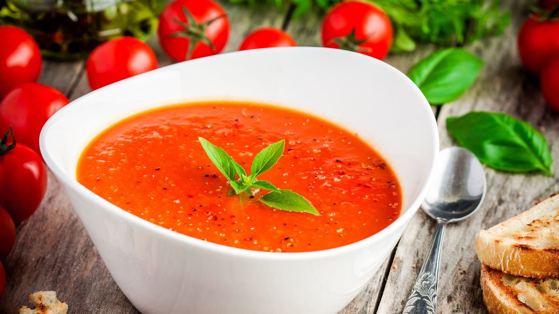 Cuando el tomate es el rey de la mesa: 10 recetas para celebrar nuestra ...