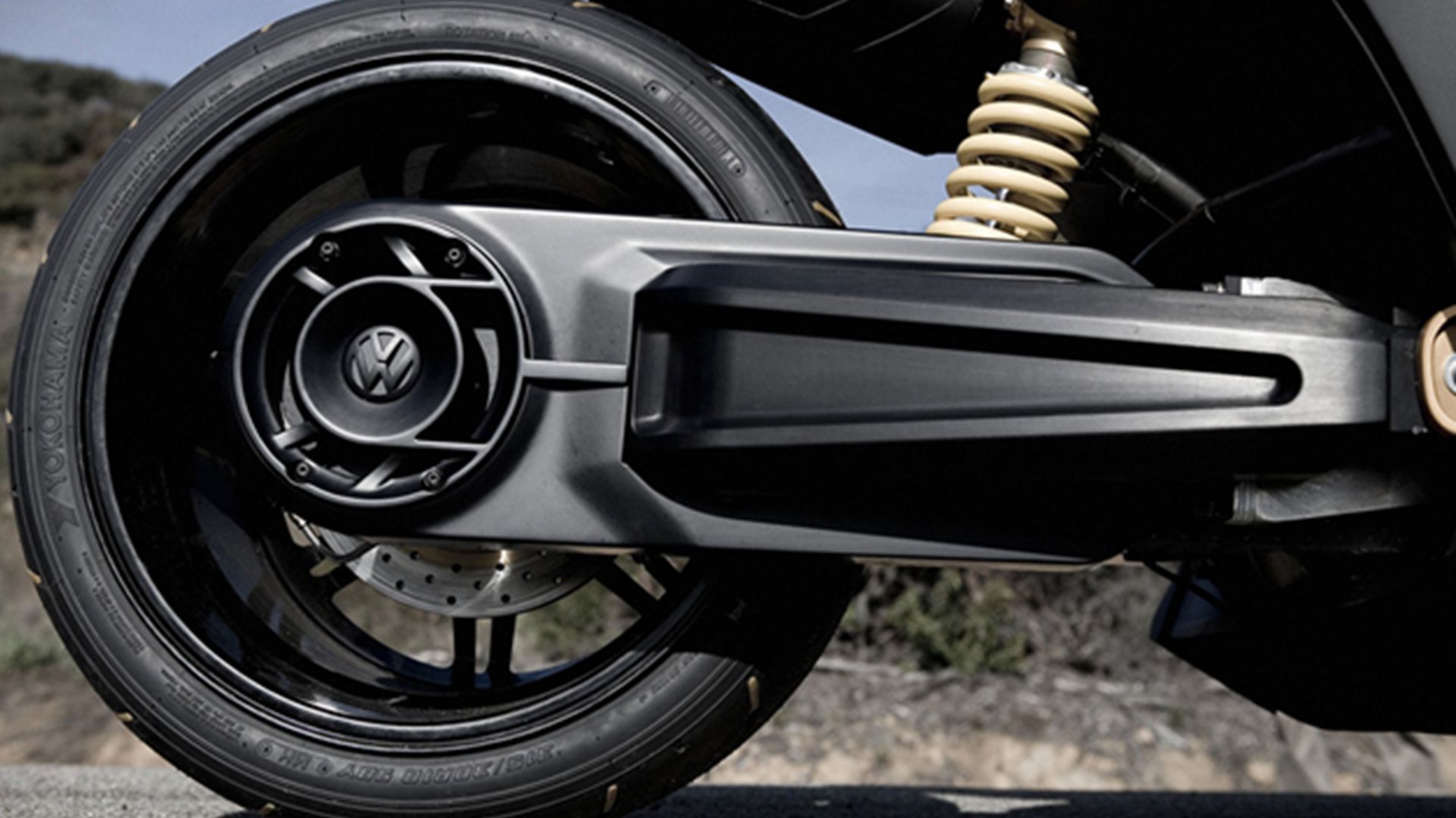 The VW GX3 Concept Imagined A Sporty Three-Wheeler Blending Car And ...