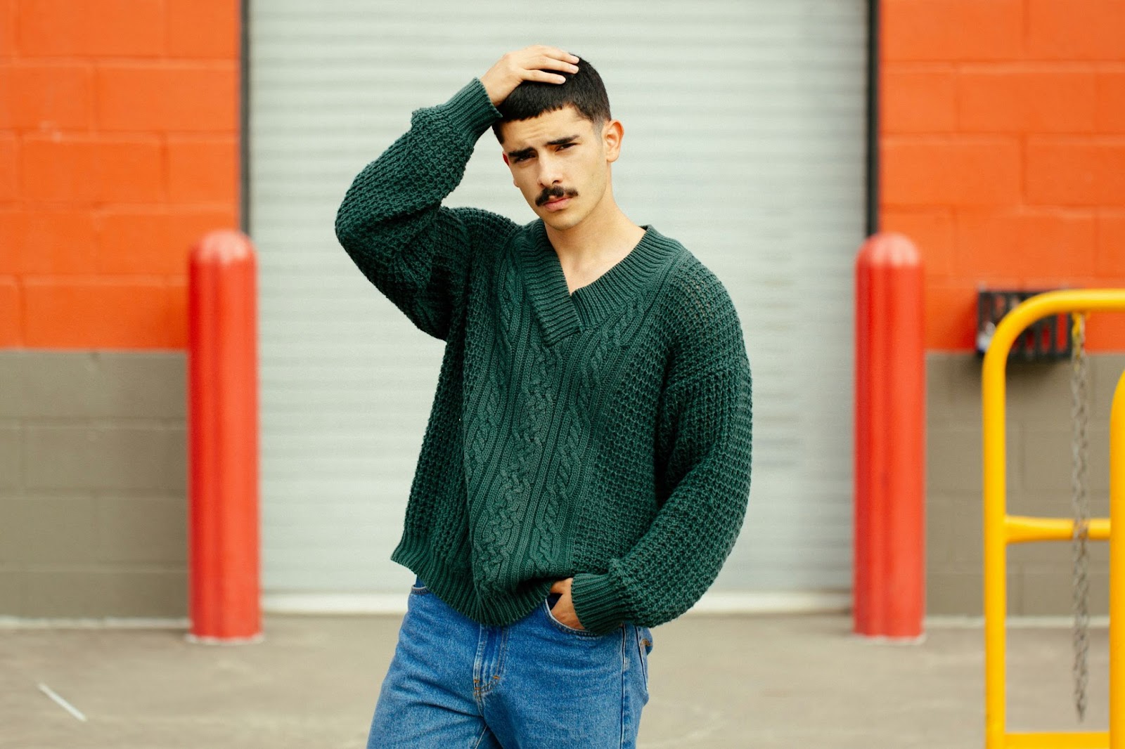 18 Accessories That Instantly Upgrade a Man’s Outfit