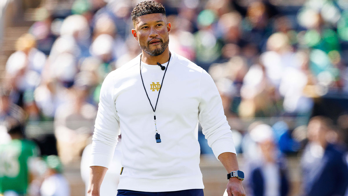 Notre Dame football’s Marcus Freeman raves about CJ Carr ahead of Miami ...