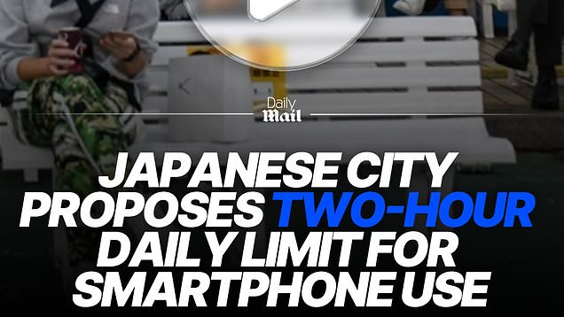 City proposes two-hour limit on smartphone use