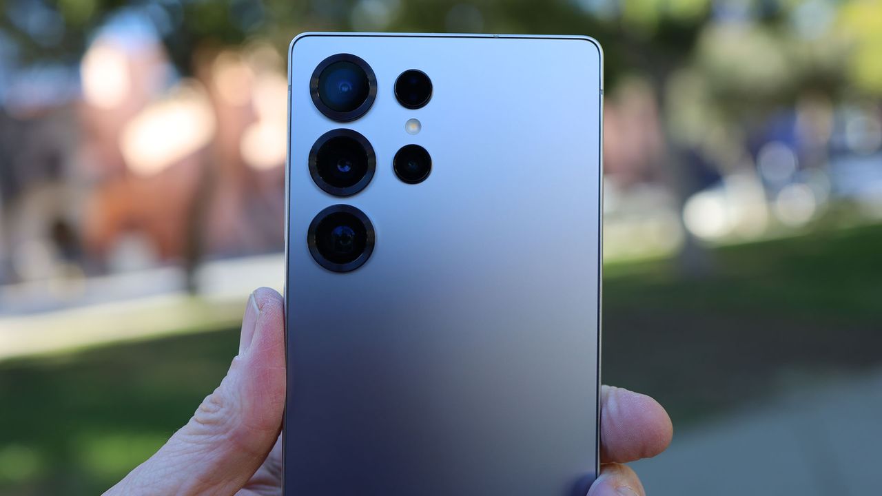 I've gathered up all the key Samsung Galaxy S26 camera rumors and tips