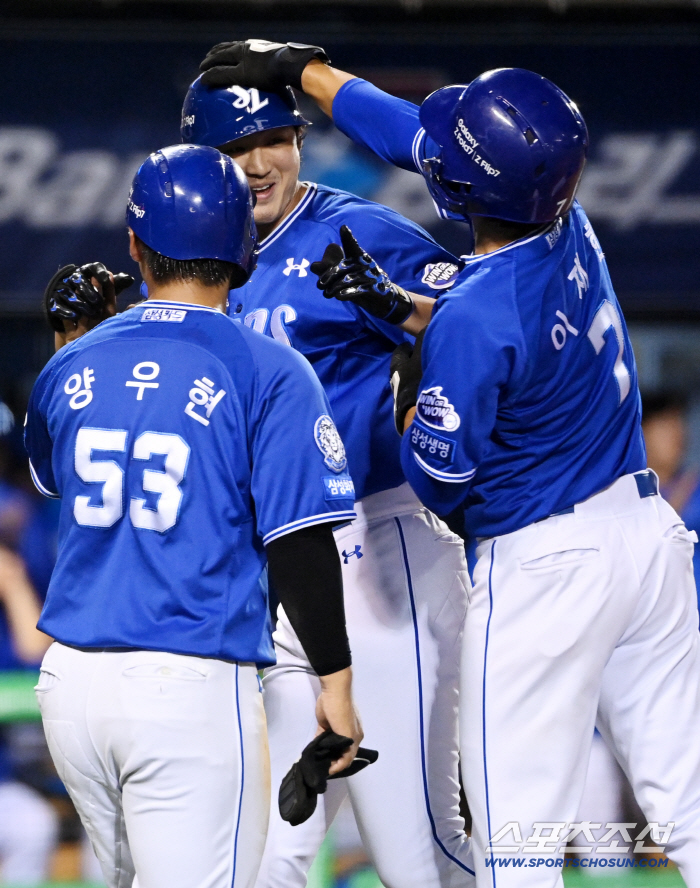 I Saw Jaehyun Hitting Koo Jawook S Helmet