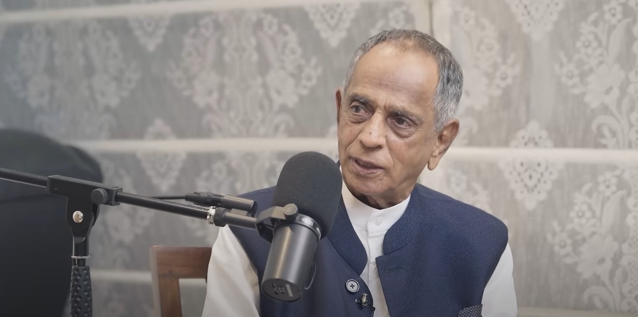 Pahlaj Nihalani: If Vivek Oberoi Likes Vulgarity, He Should Keep It To ...