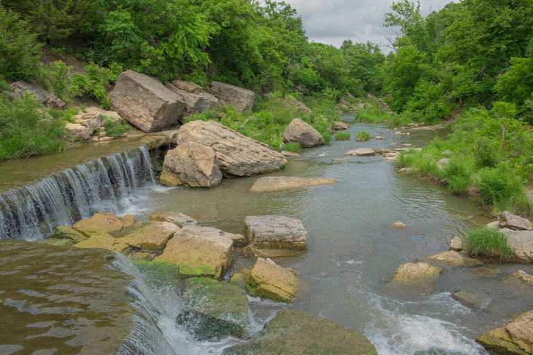 These stunning natural landmarks are the '8 Wonders of Kansas Geography'