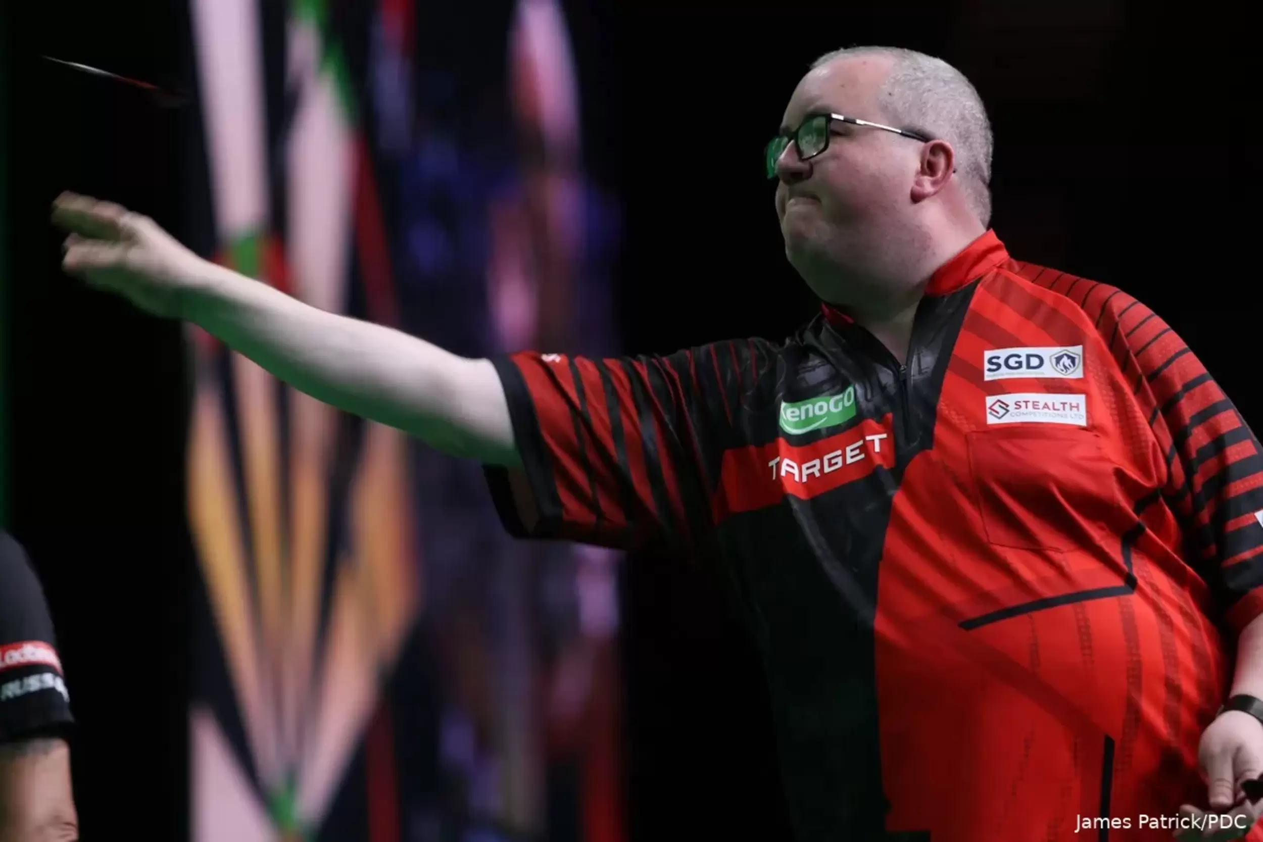 Players Championship 25: Bunting leads the way as huge averages light ...