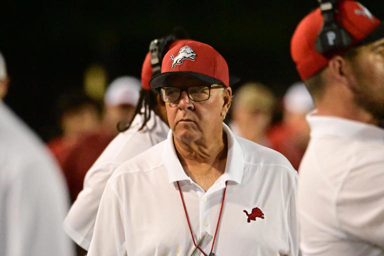 Superintendent's friendly graduation wager sparks serious criticism