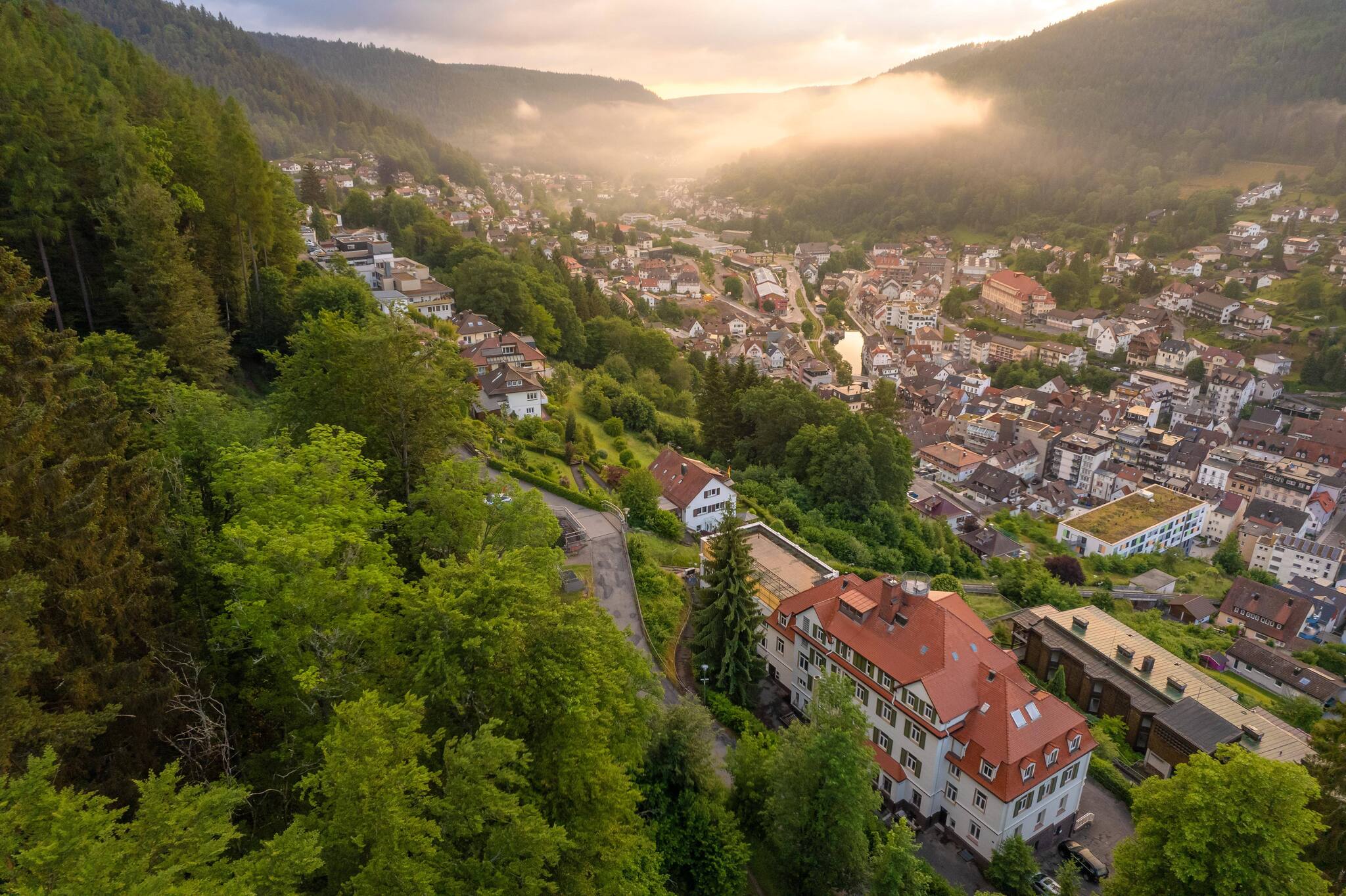 Digital Detox: Warum der Kurort Bad Wilbad im Schwarzwald dazu derzeit ...