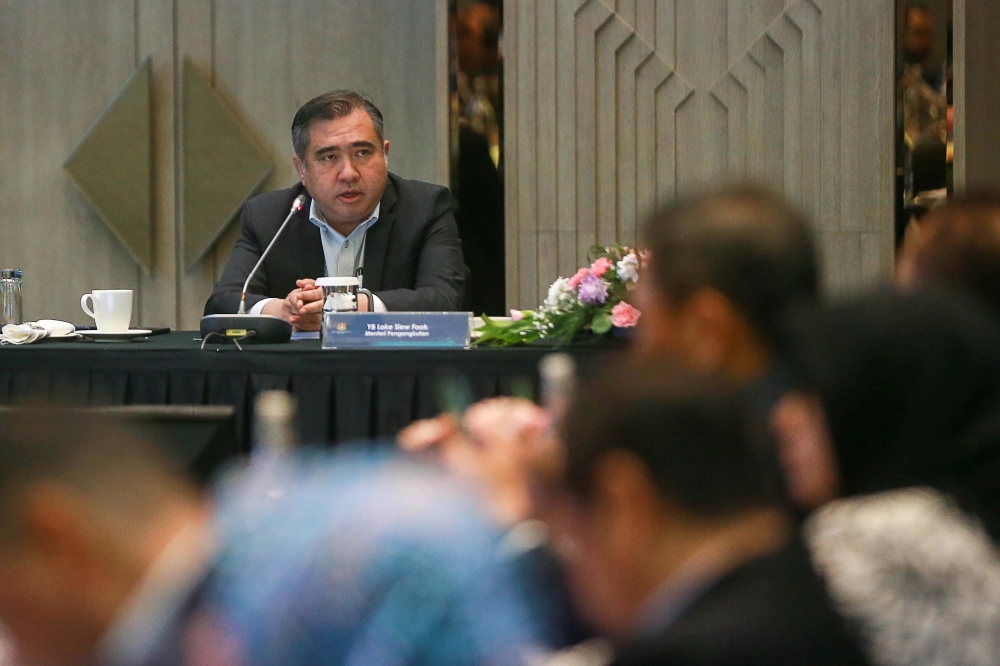 Loke announces KLIA’s seamless inter-terminal transfer system for ...