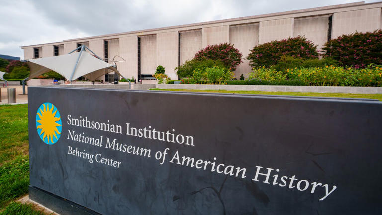 Smithsonian flooding raises fears over Trump's "woke" crackdown