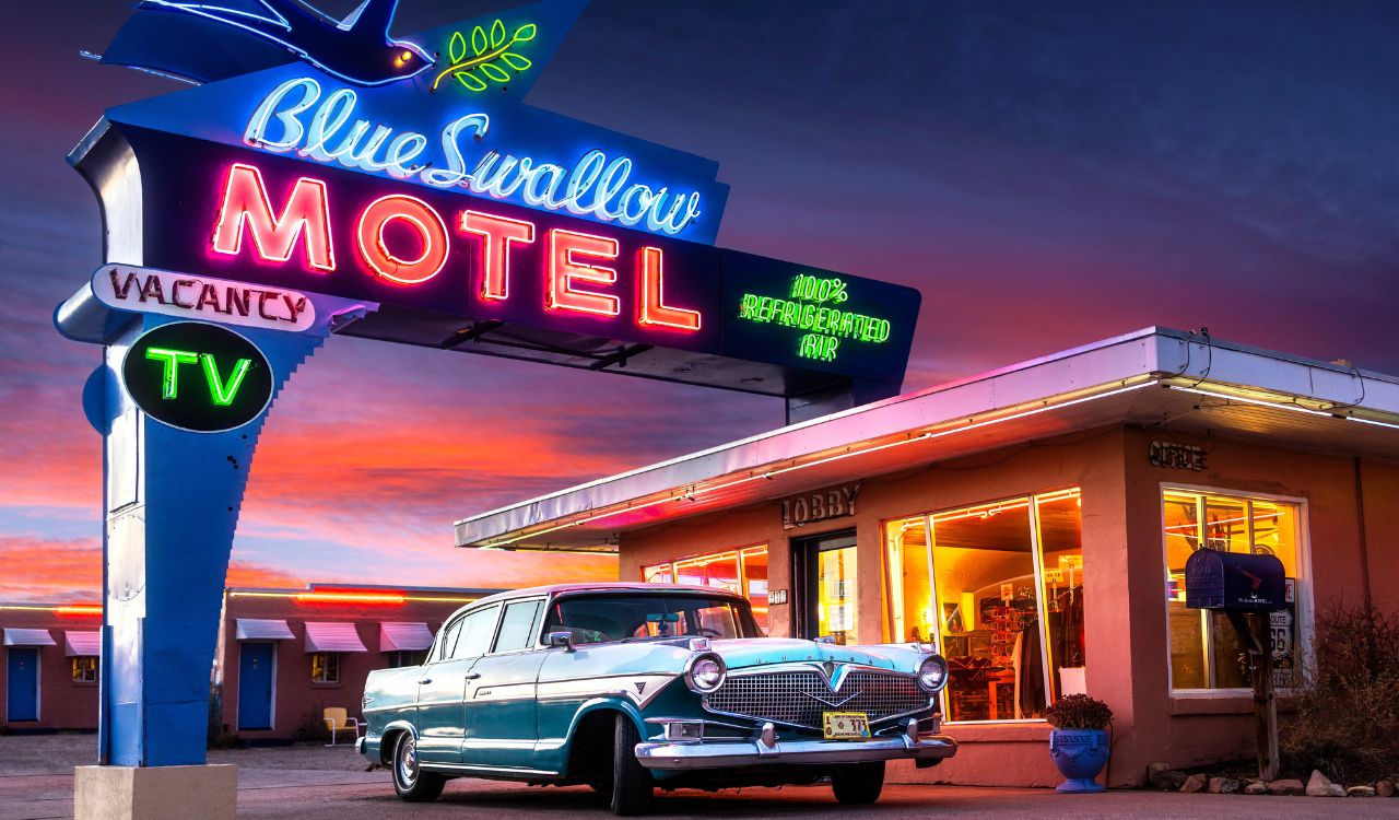 8 Retro Roadside Motels Along Route 66 That Capture Vintage Charm