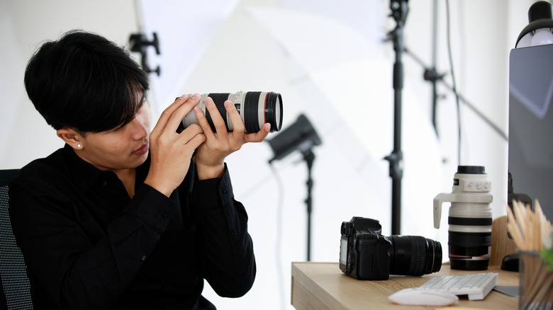 The 4 Dos (And 3 Don'ts) Of Cleaning Your Camera Lenses