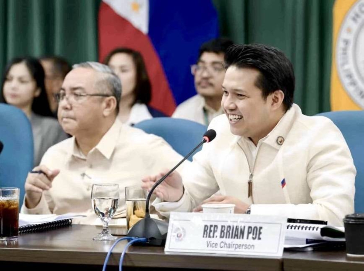 Lawmaker seeks to strengthen Career Executive Service system