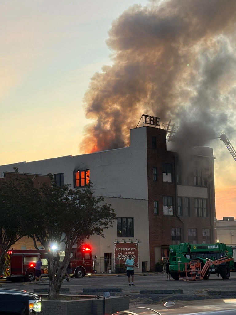 Erin, Ben Napier HGTV show tracks hotel build. Will it open after fire?