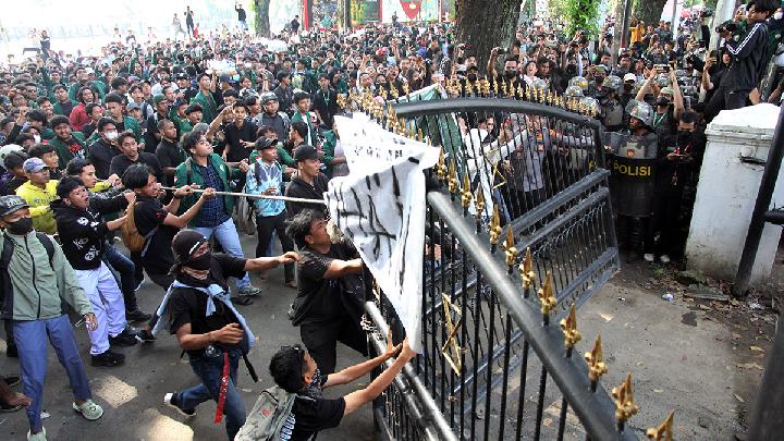 BEM SI Kecam Tindakan Represif Polisi Sumatera Utara Saat Demo 26 Agustus