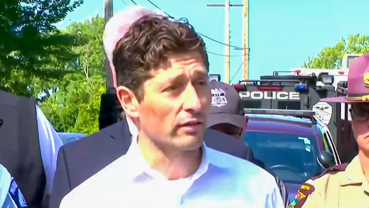 'These kids were literally praying': Mayor blasts 'thoughts and prayers ...