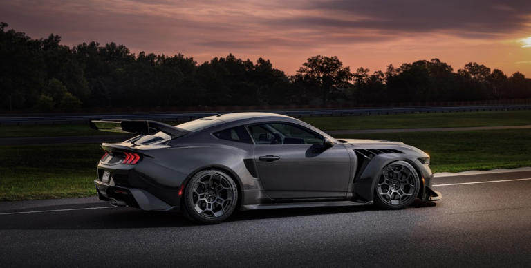 Next-Gen Ford Mustang Secures Its Future With GT500 Revival and V8 Power
