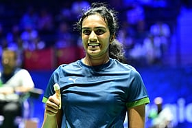 Sindhu overcomes Malaysian challenge to reach round of 16 at BWF World ...