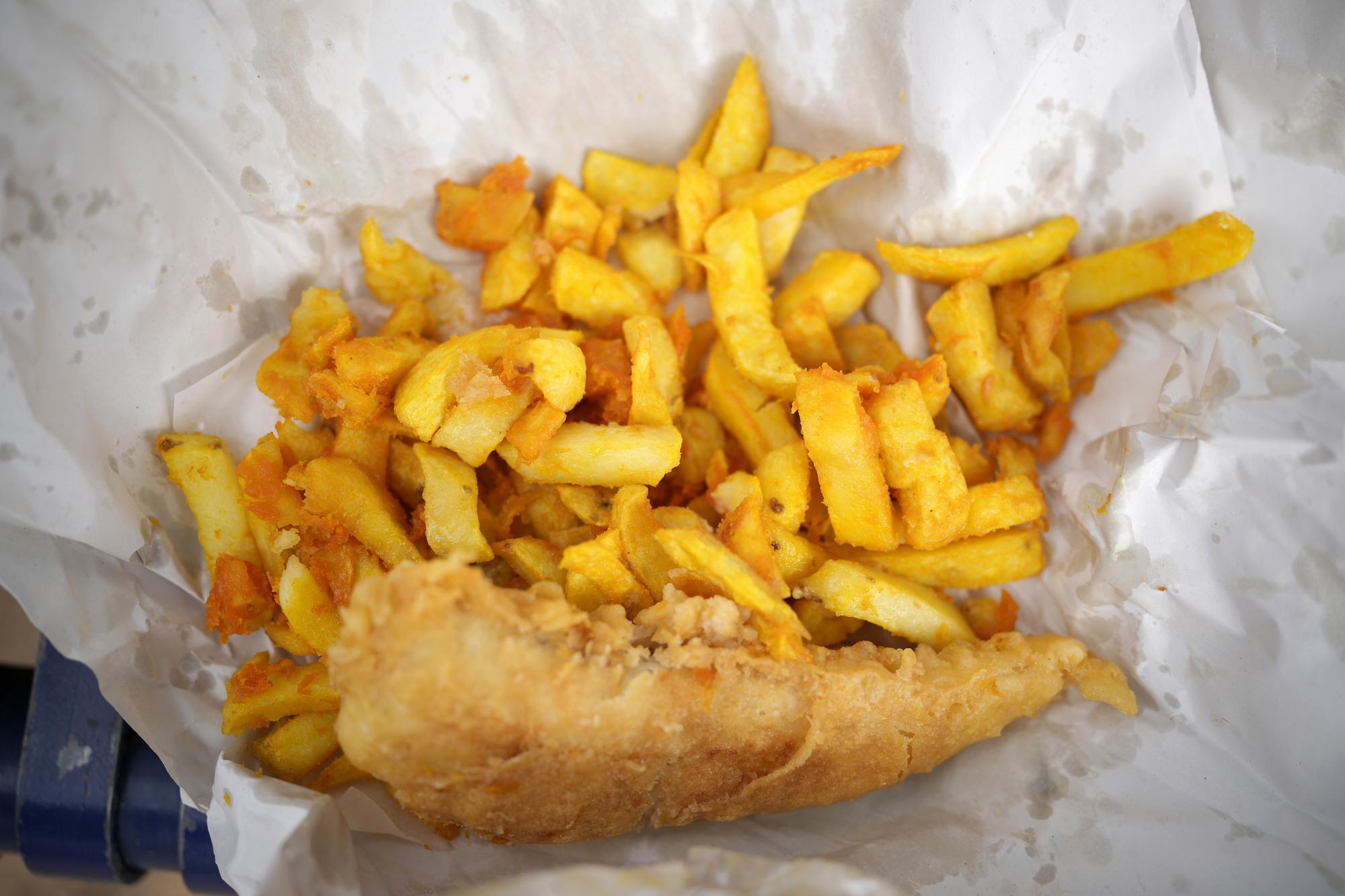 Shock as Luton fish and chip shop reveals restaurant closure