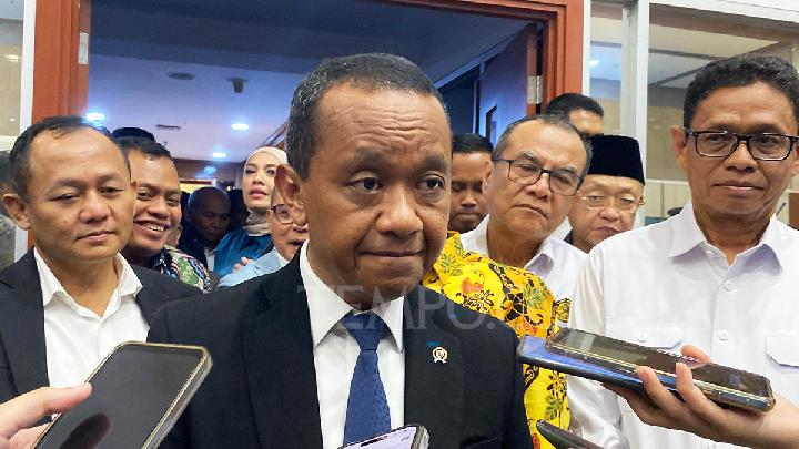 Stok Shell dan BP Kosong, Bahlil Pastikan Impor BBM Sudah Naik 10 Persen