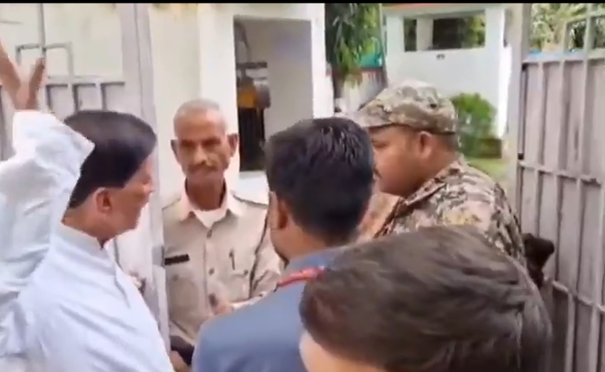 IAS Body Slams BJP MLA For Clashing With District Collector In Madhya Pradesh's Bhind