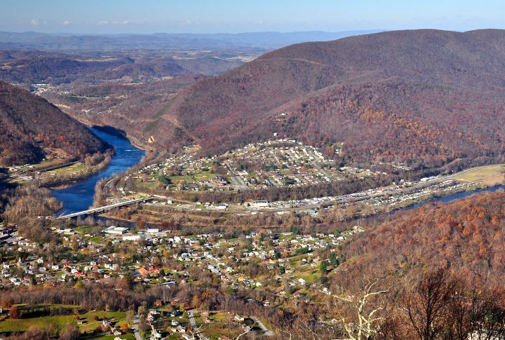Narrows In Virginia Proves Big Adventures Come In Small Packages