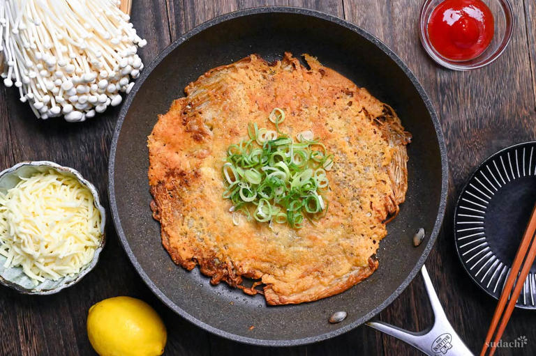 Crispy Enoki Mushroom & Cheese Snack