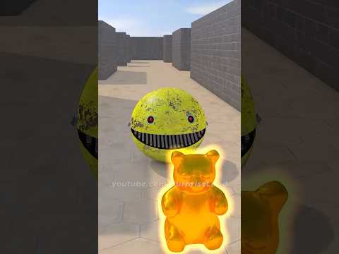 Robot Pacman vs gummy bears 🧸🍬🍭🐻 #pacman #robotpacman