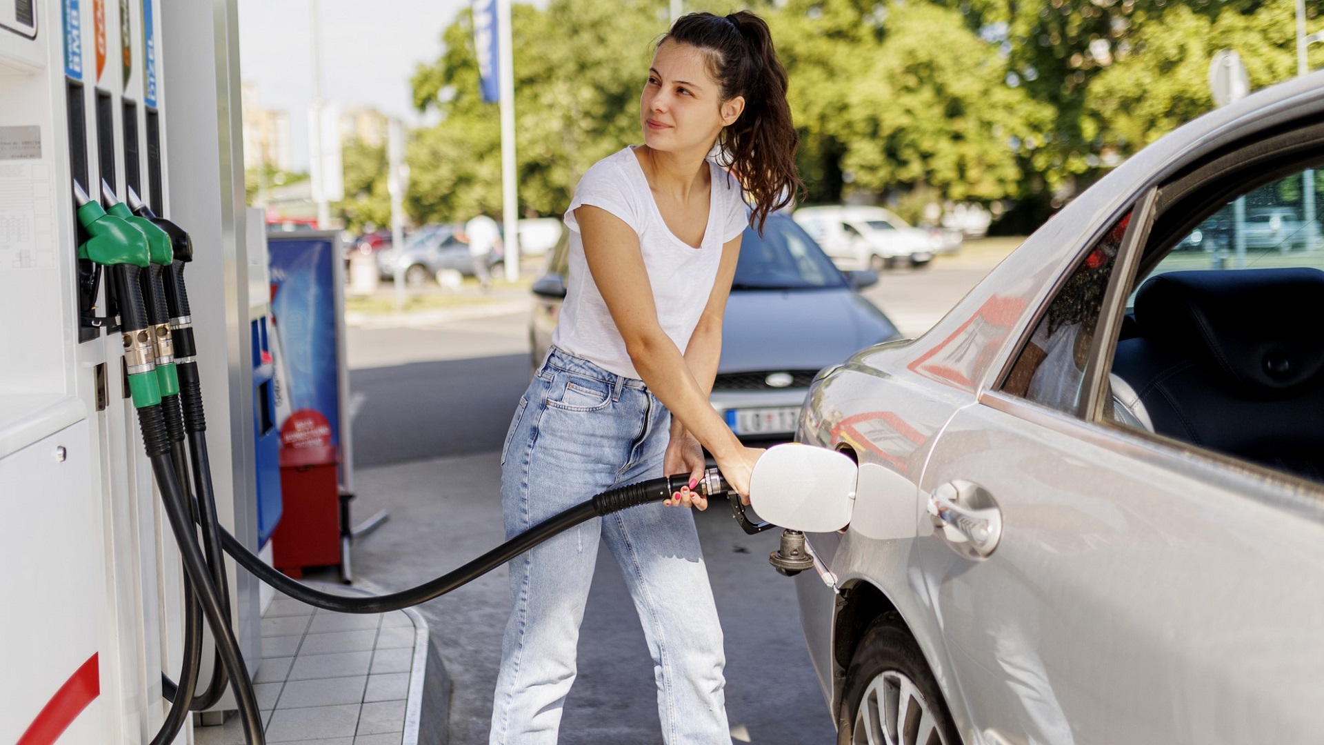 How the war with Iran could change your gas prices this summer