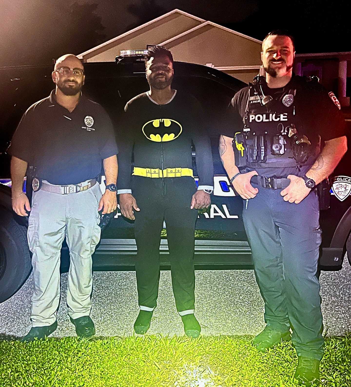 Florida man in Batman pajamas stops burglary suspect
