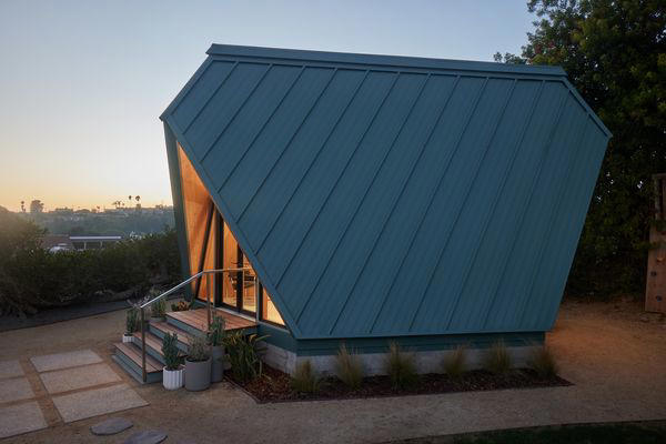 These $300K Prefab Cabins Are Designed to Withstand Wildfires
