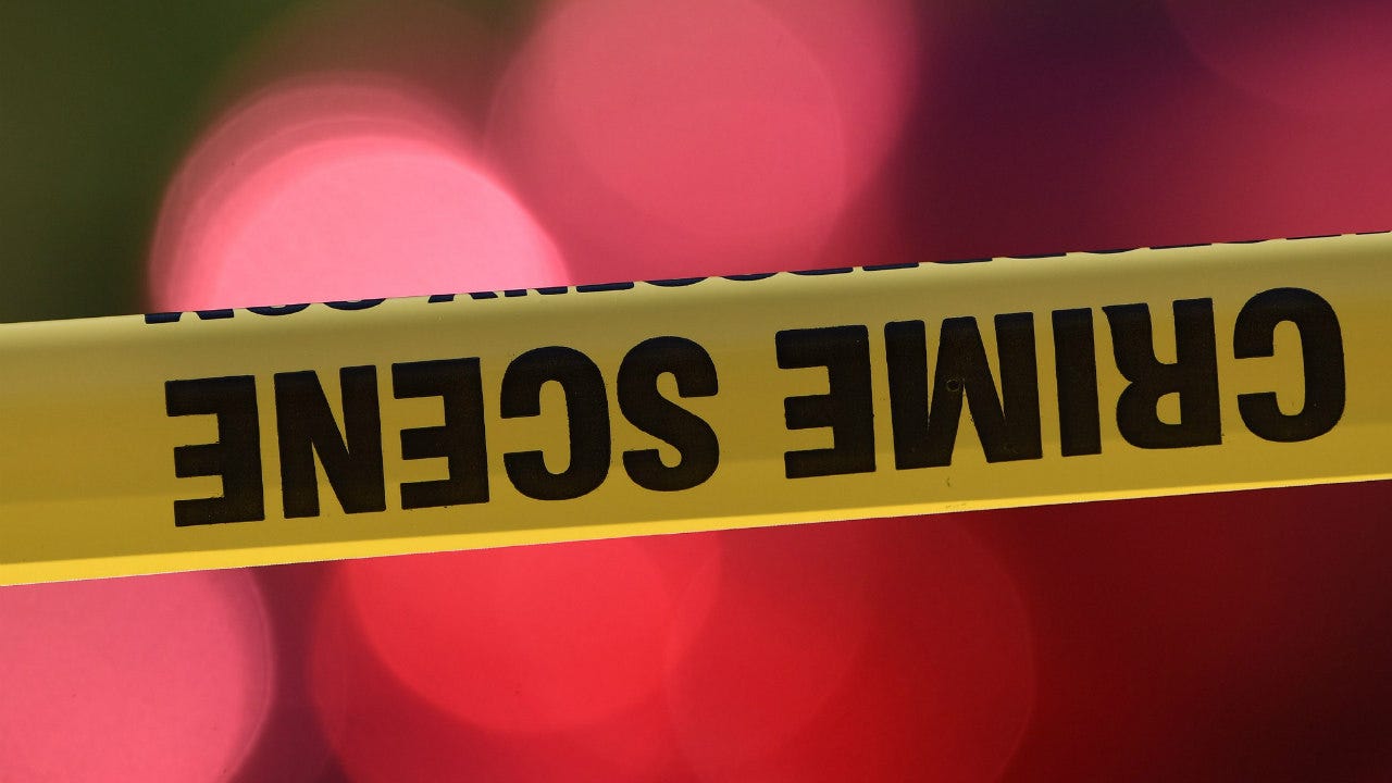 Group of gunmen open fire on crowd at Chicago bus stop