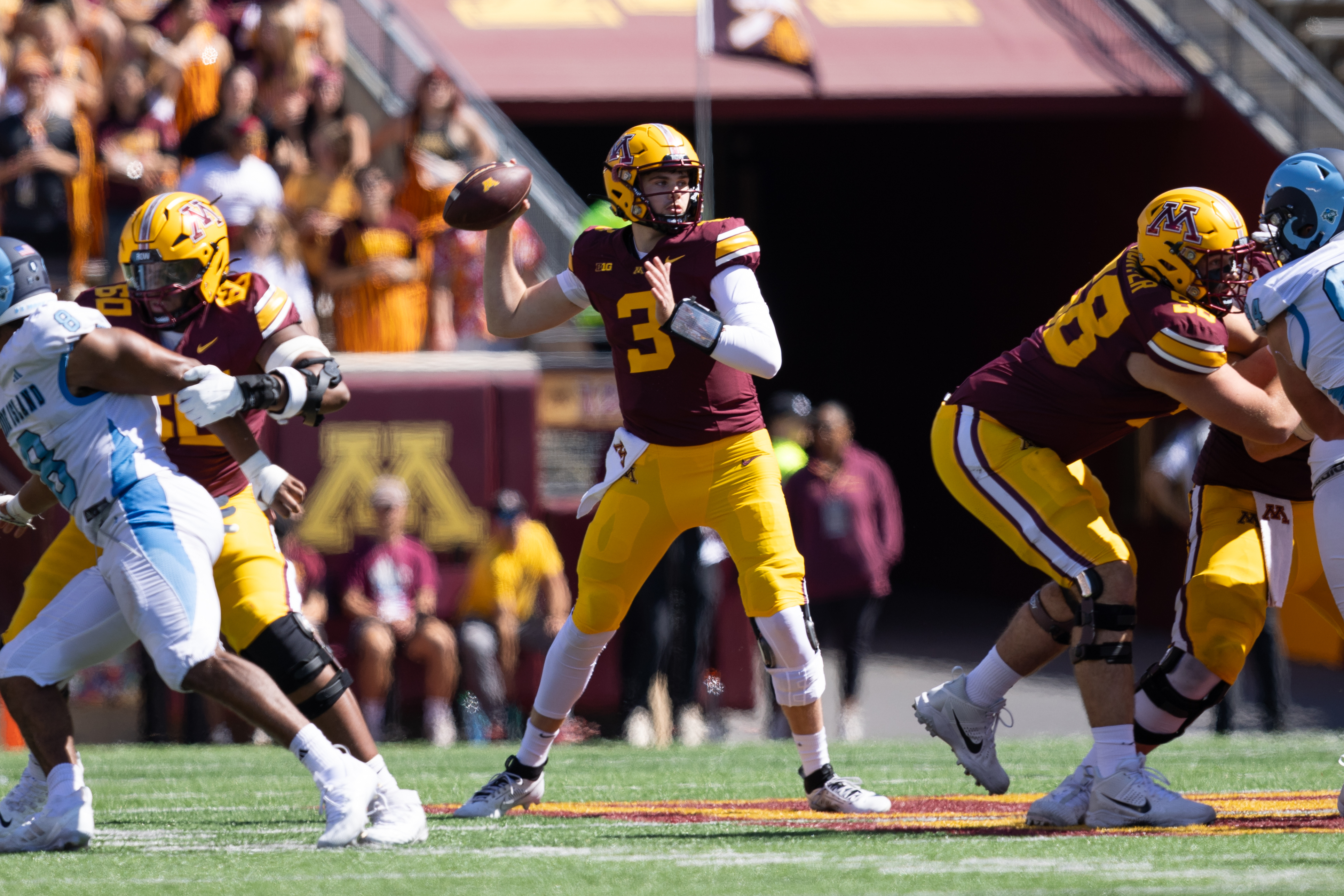 Previewing the Gopher quarterback room, will this ben an upgrade or ...