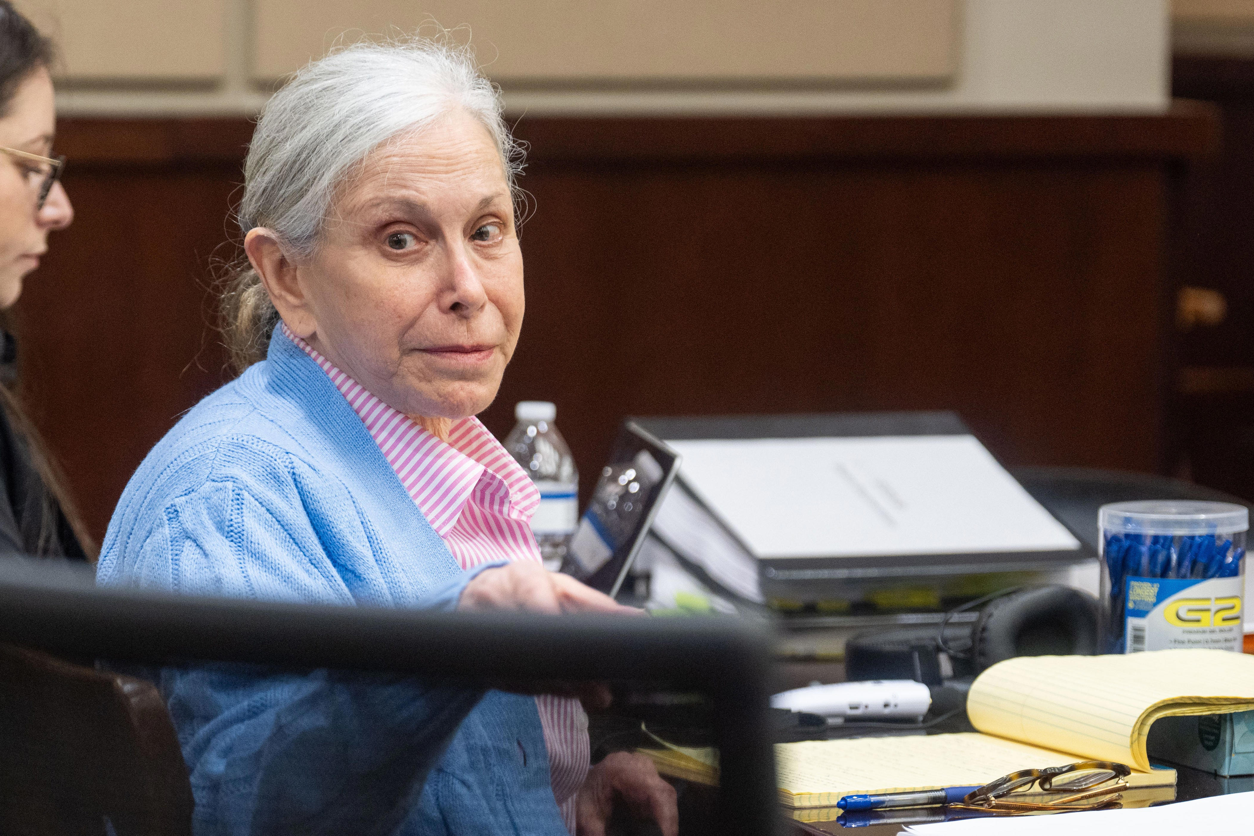 Donna Adelson live updates: Jury to hear more from 'the bump,' wiretaps ...