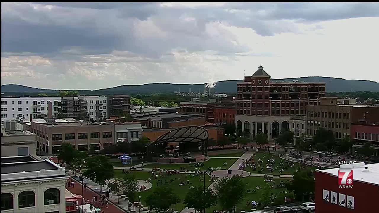 Wausau’s concert on the square moved to Rothschild Pavilion due to weather