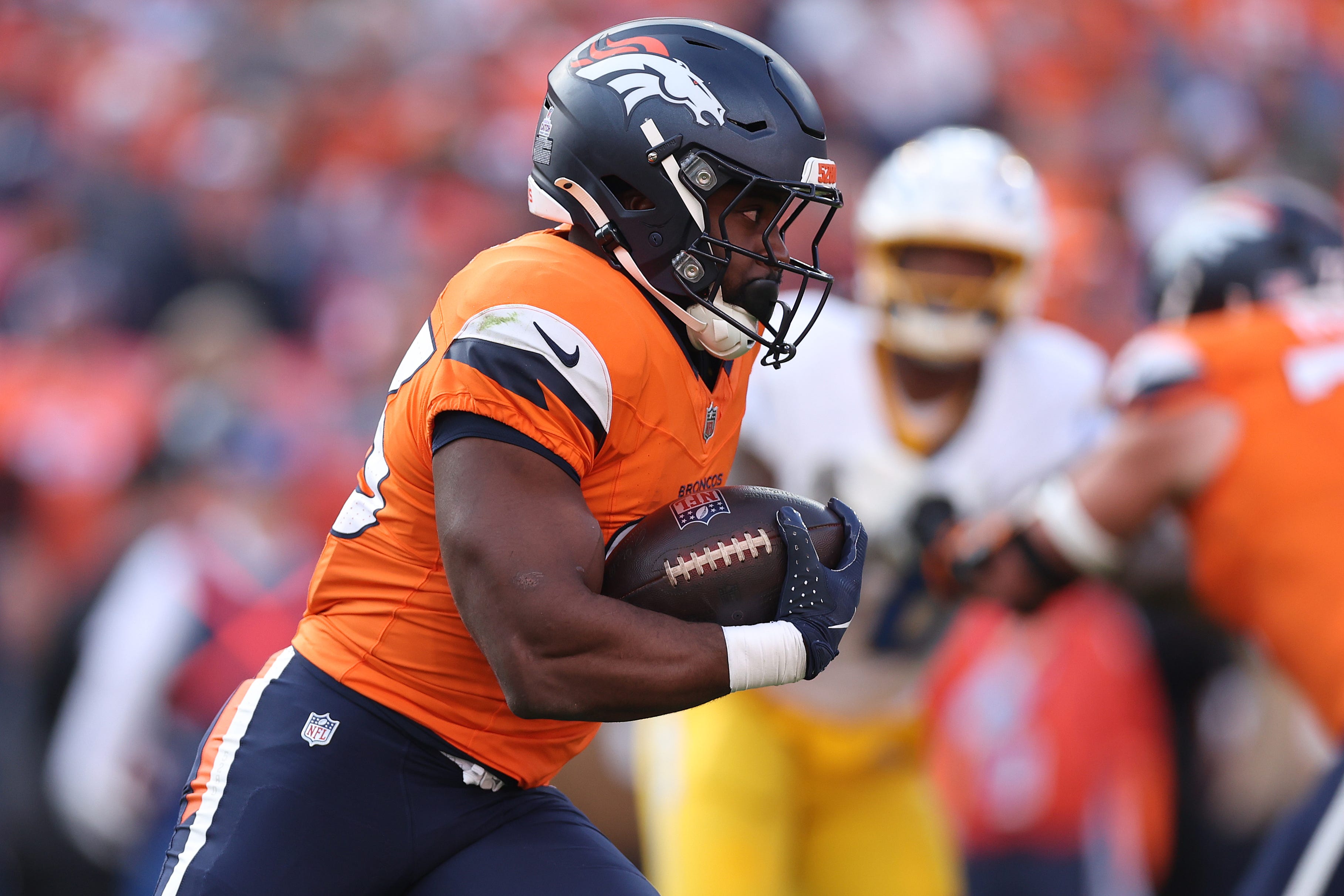 Instant analysis of the Eagles signing former Broncos RB Audric Estime