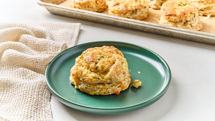 How to Make Pickle Biscuits