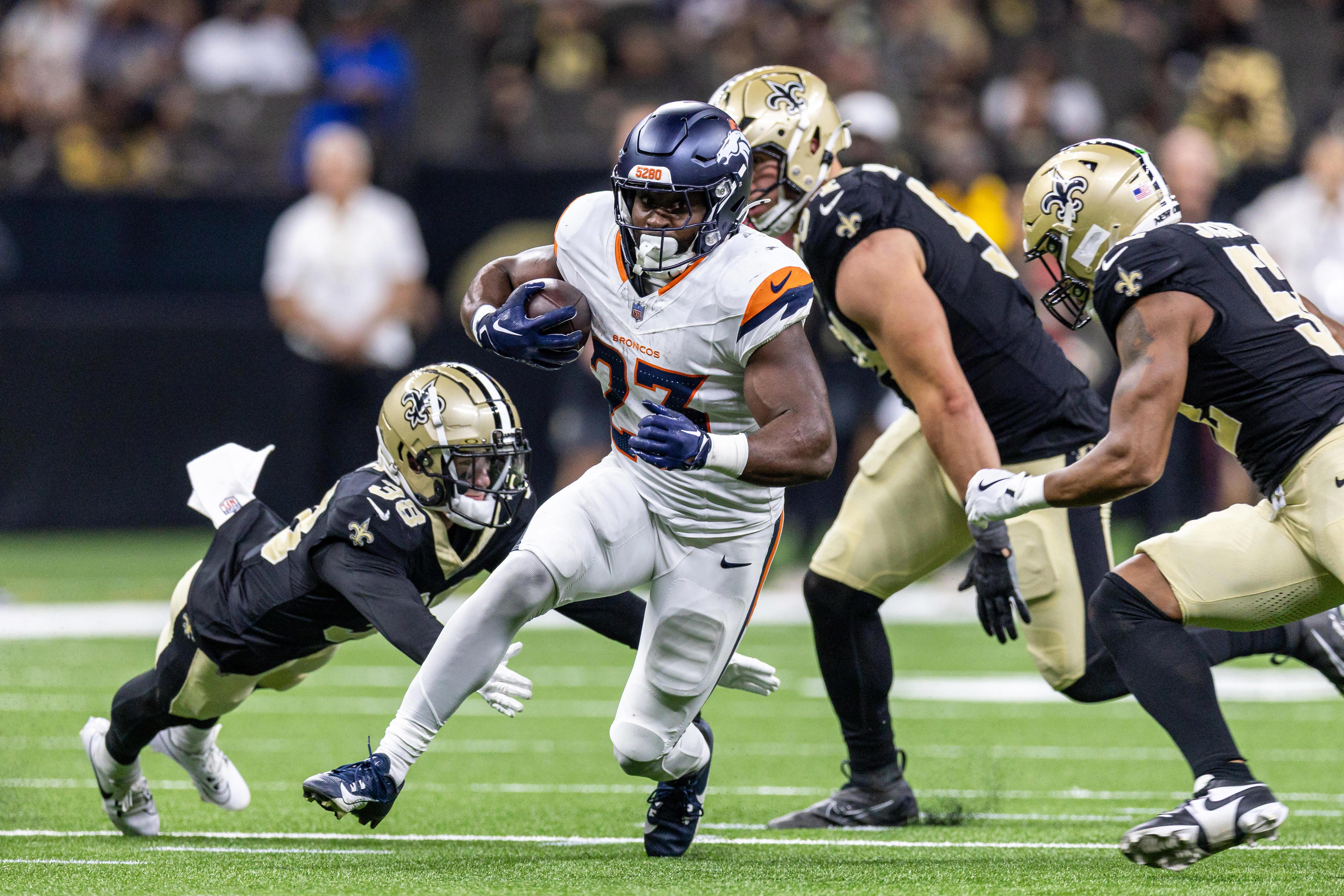 Eagles release RB Audric Estime