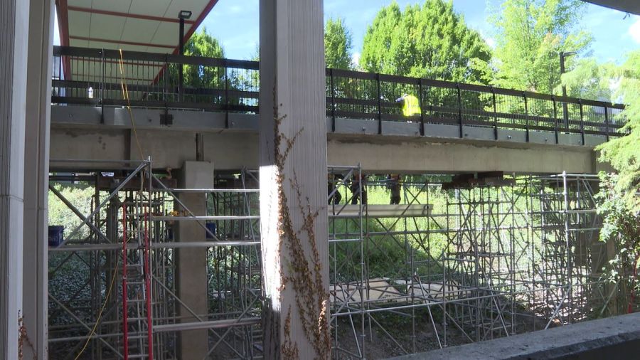 Finishing touches being put on YSU parking garage