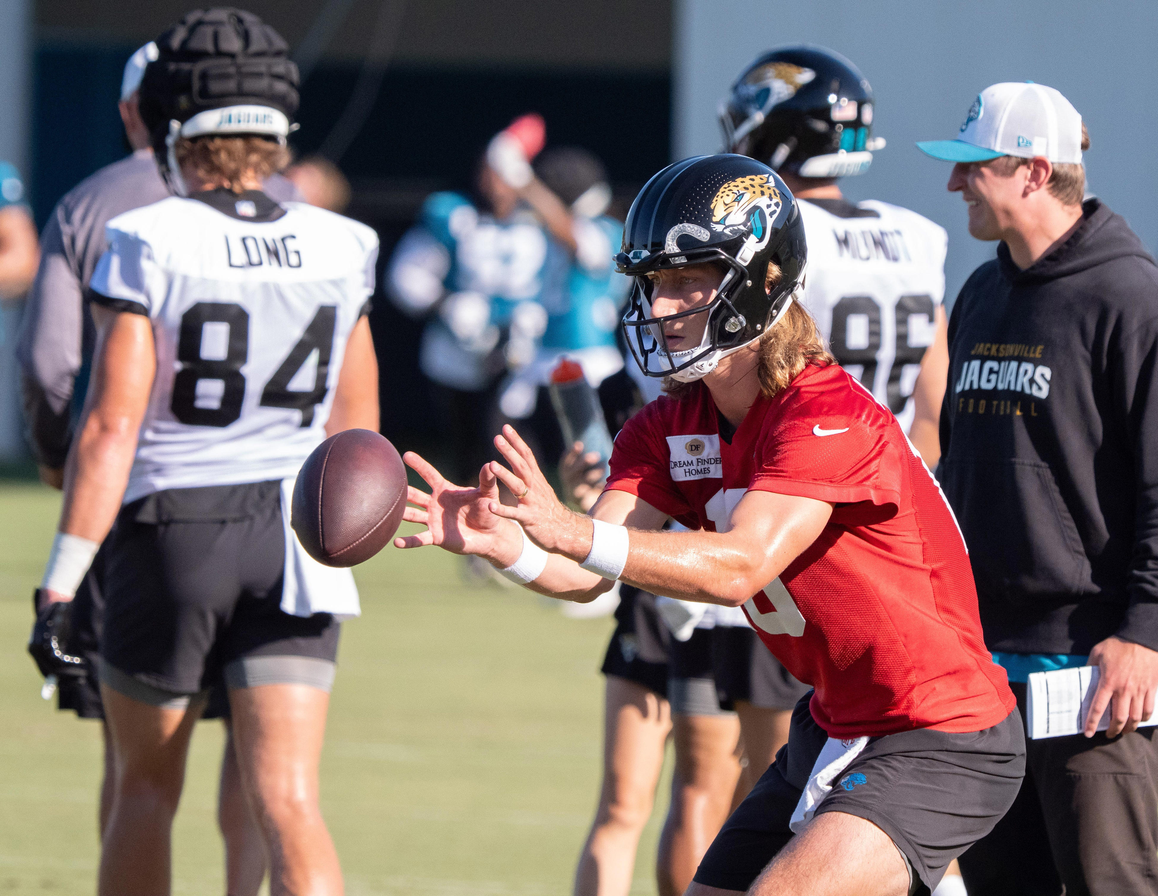 James Gladstone evaluates Trevor Lawrence's progress in Jaguars' new ...