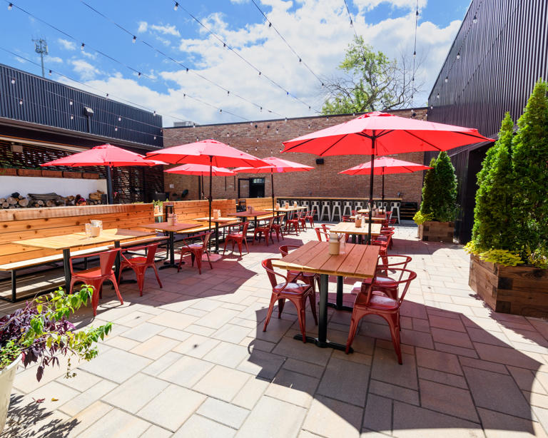 Little Lark Brings Neo-Neapolitan Pizzas and Patio Life to Guild Row
